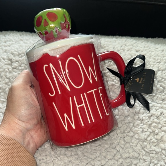 Rae Dunn | Dining | New Rae Dunn X Disney Snow White Mug Wpoison Apple ...